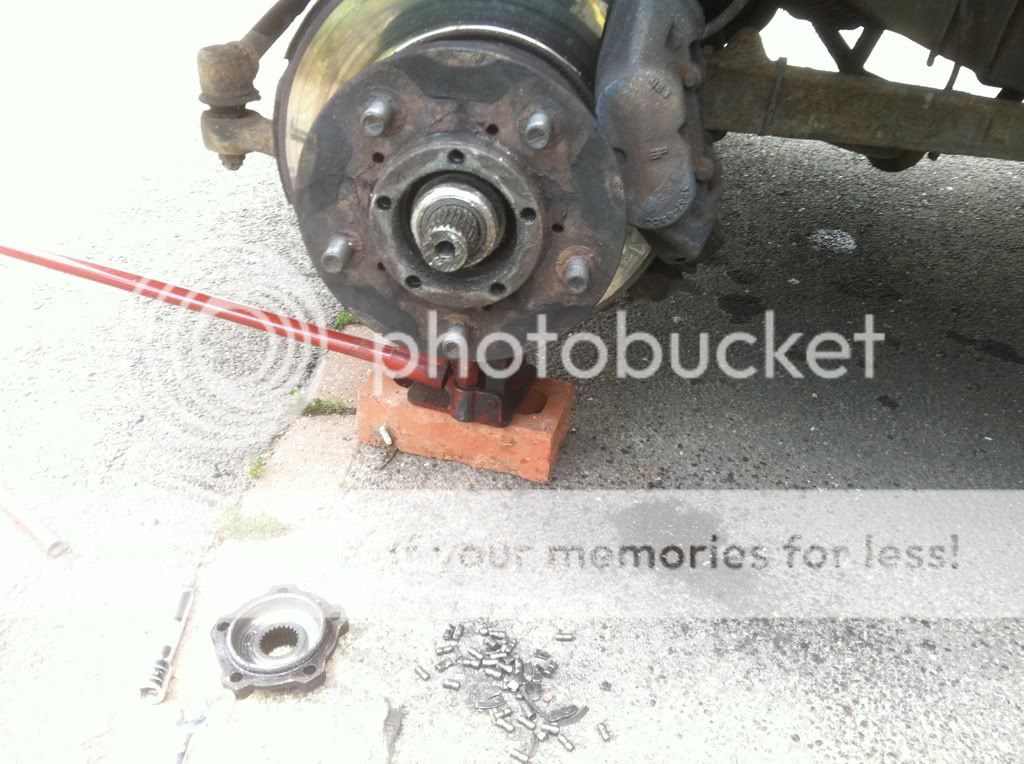 Collapsed Wheel Bearing | LandyZone - Land Rover Forum